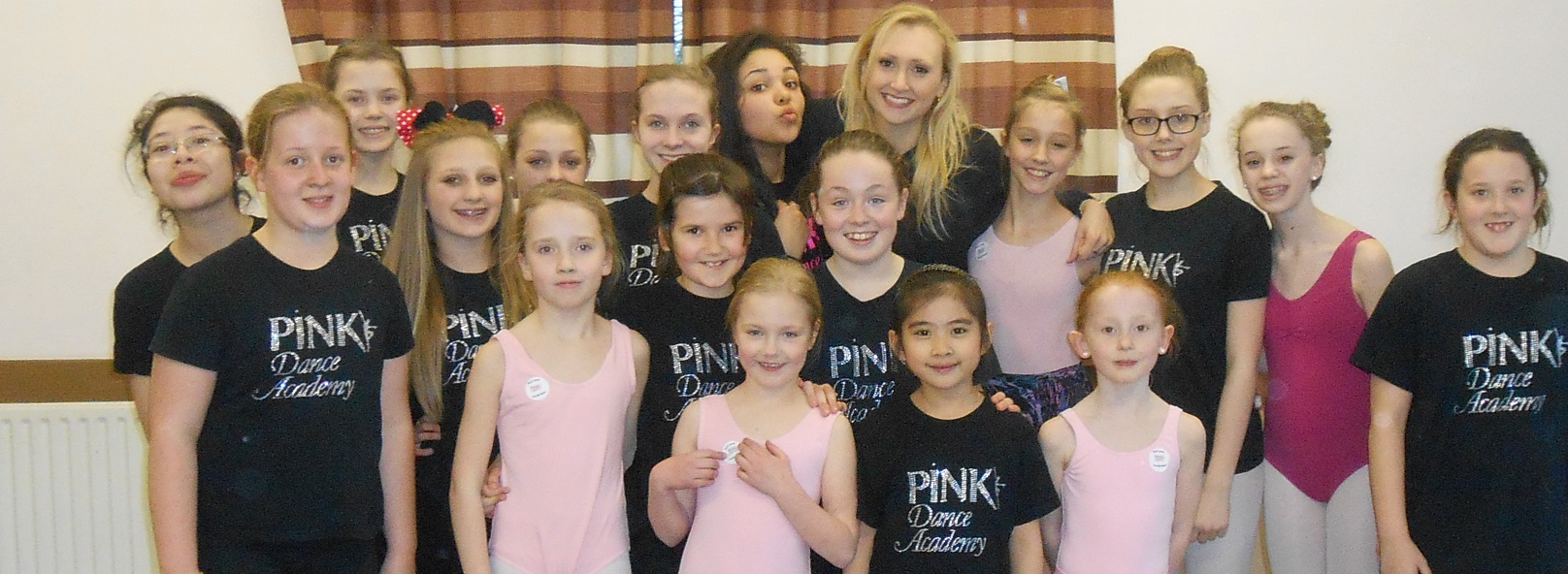 Auriol with pupils for card – Performing Arts Studio