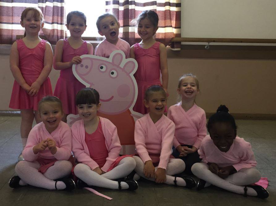 peppa-pig-join-girls-ballet-class – Performing Arts Studio